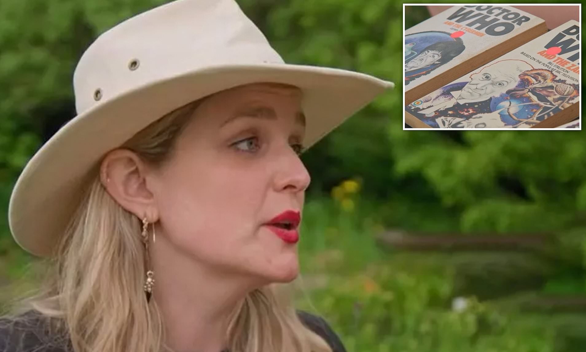 Antiques Roadshow fans scramble to check their books after guest's VERY ...