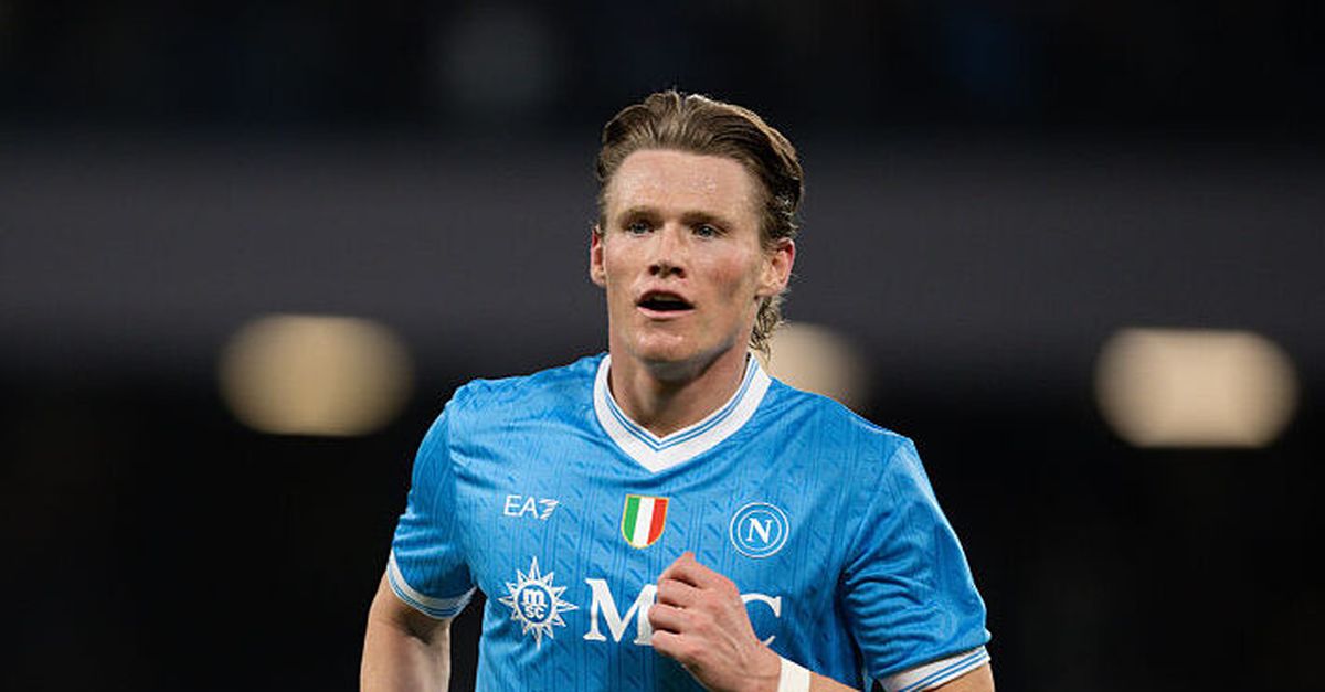 Lecce-Napoli, formazioni ufficiali: la scelta su McTominay! Fuori ...