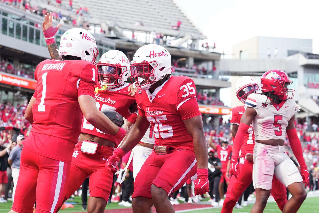Kickoff times, TV networks set for Houston Cougars' first two football ...