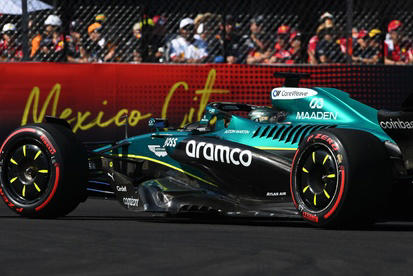 Max Verstappen presenta un casco especial para el GP de Brasil de F1