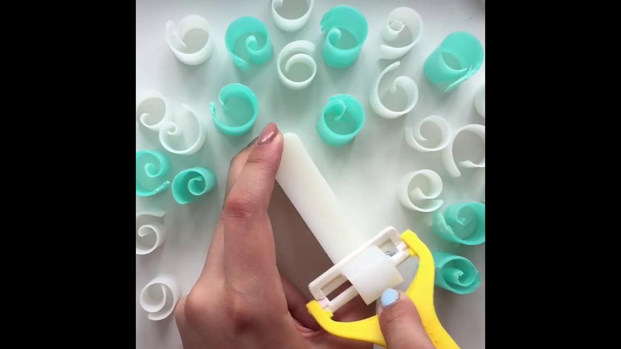 Snow White Bar Soap Shredding With Peeler