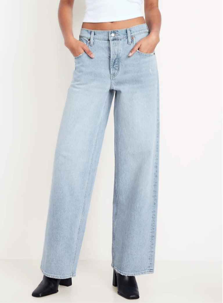 I’m a Mid-Sized Curvy Girl, and These Outfit Formulas Never Fail Me