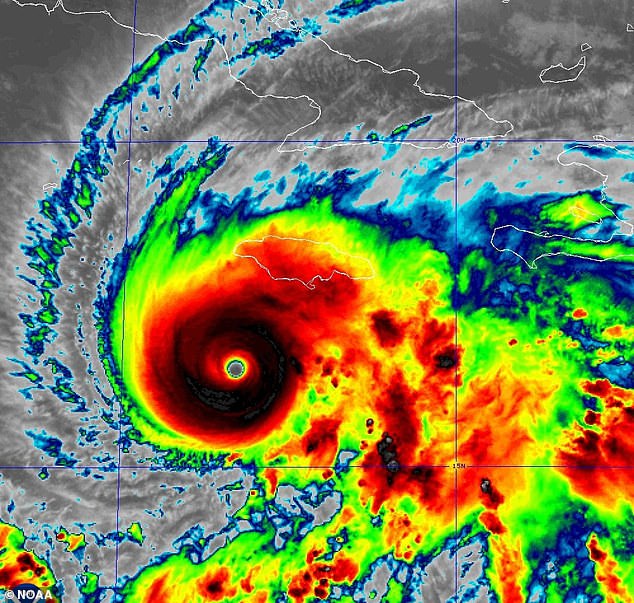 Hurricane Melissa interactive tracker reveals 'deadly' path as ...