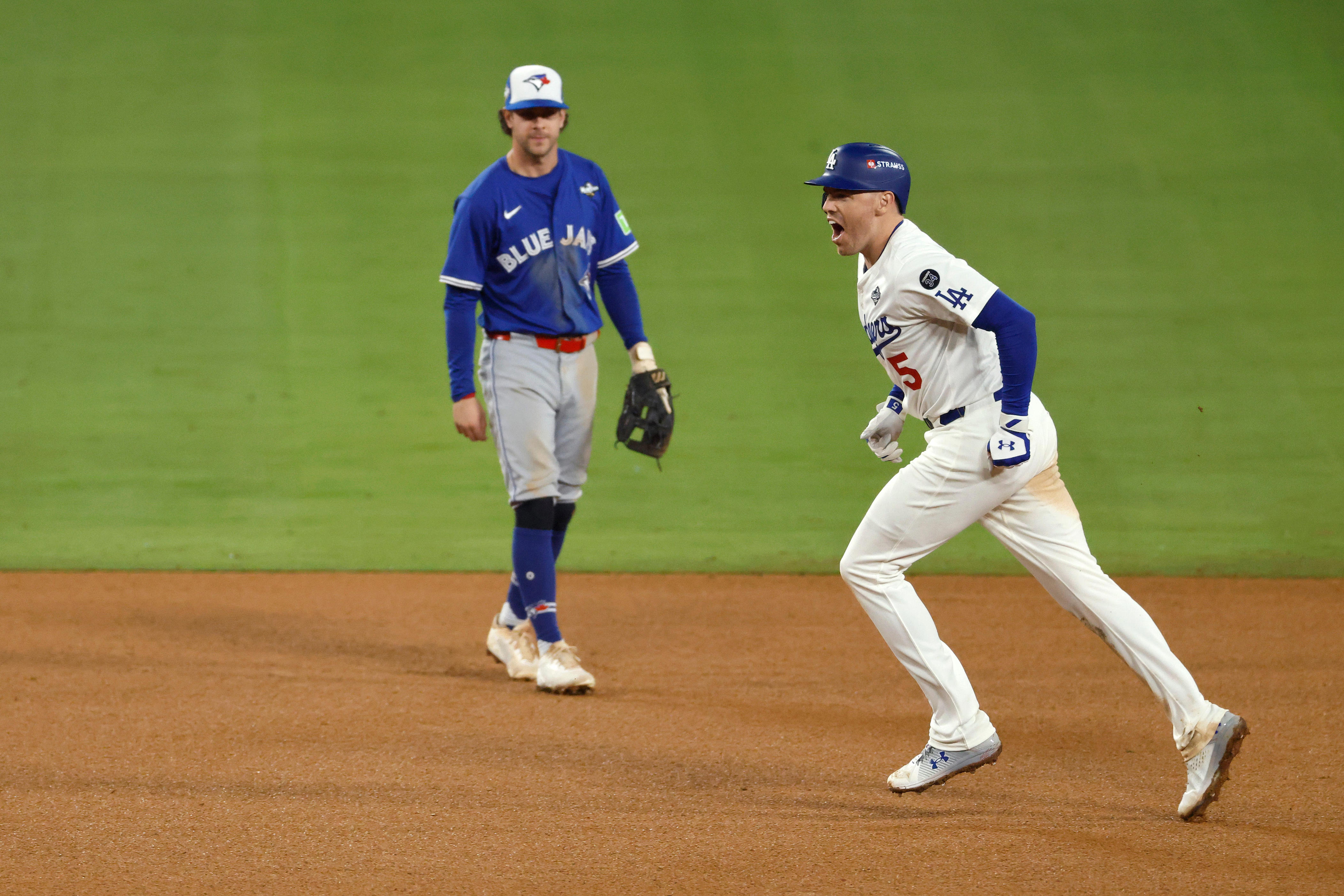 Listen to the epic Dodgers radio call of Freddie Freeman's Game 3 HR