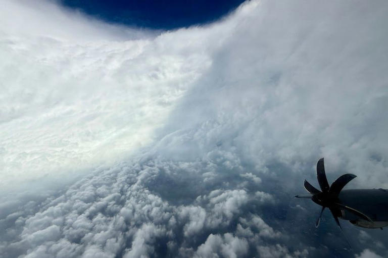 Horrifying satellite image shows devastating Hurricane Melissa as it ...