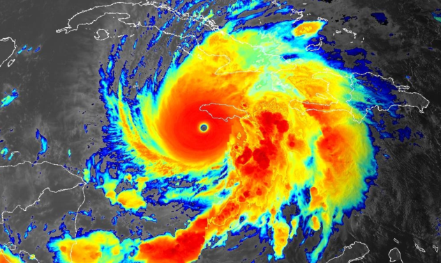 Hurricane Melissa nears landfall in Jamaica as strongest Atlantic storm ...
