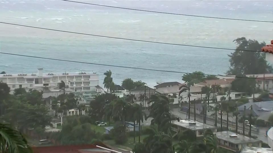 Morning looms over Montego Bay as Jamaicans await landfall of Hurricane ...