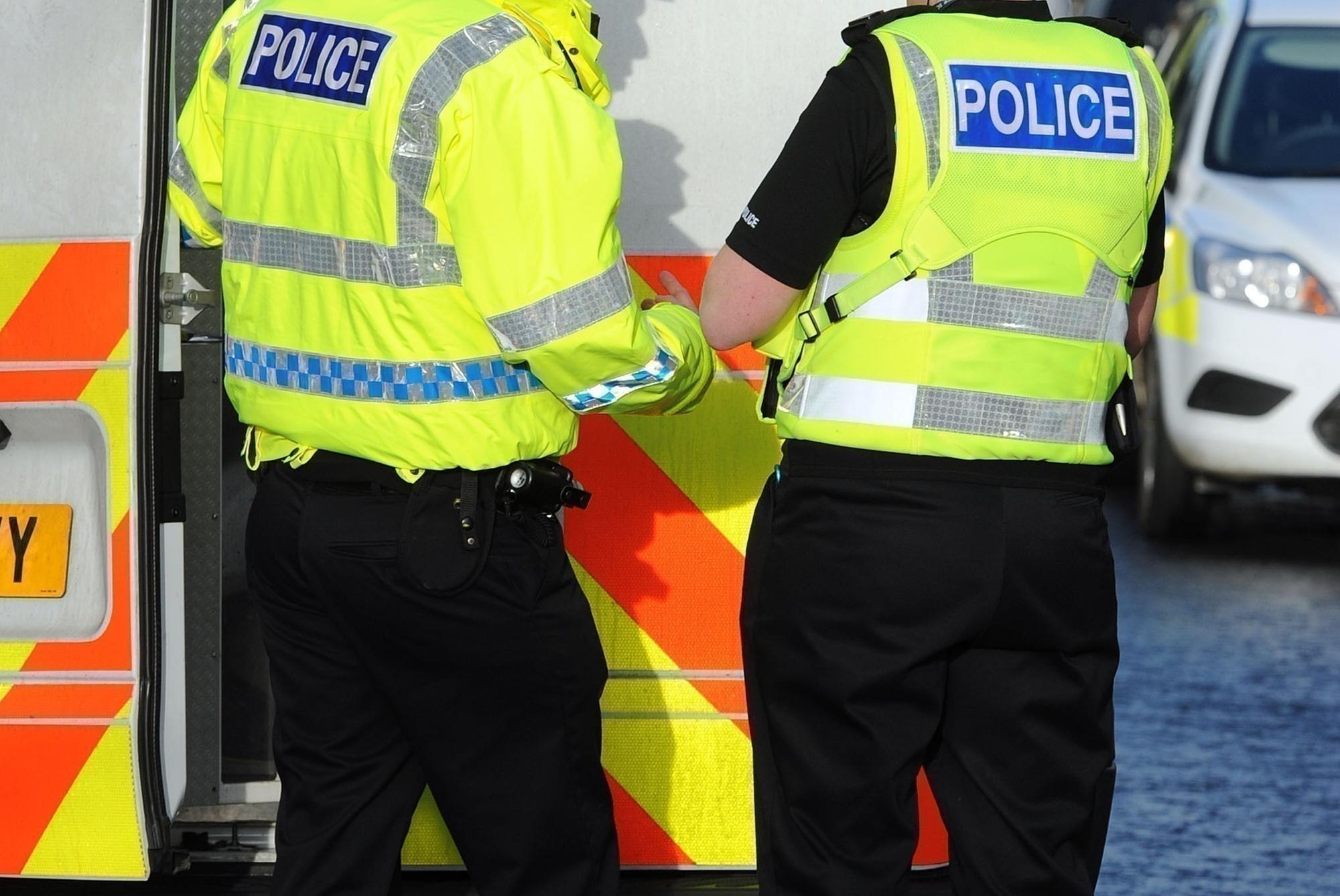 Man, 27, arrested after police called to disturbance in Grangemouth street