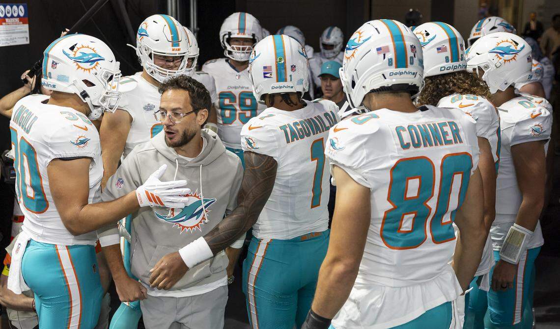 Kelly: Mike McDaniel's equally at fault for floundering Dolphins | Opinion