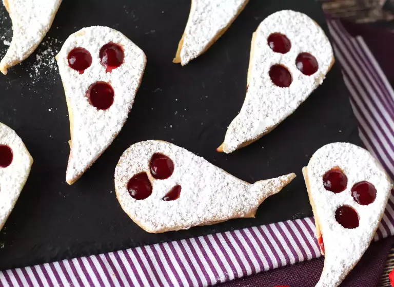 Biscuits fantômes : la recette d'Halloween la plus facile à réaliser ...
