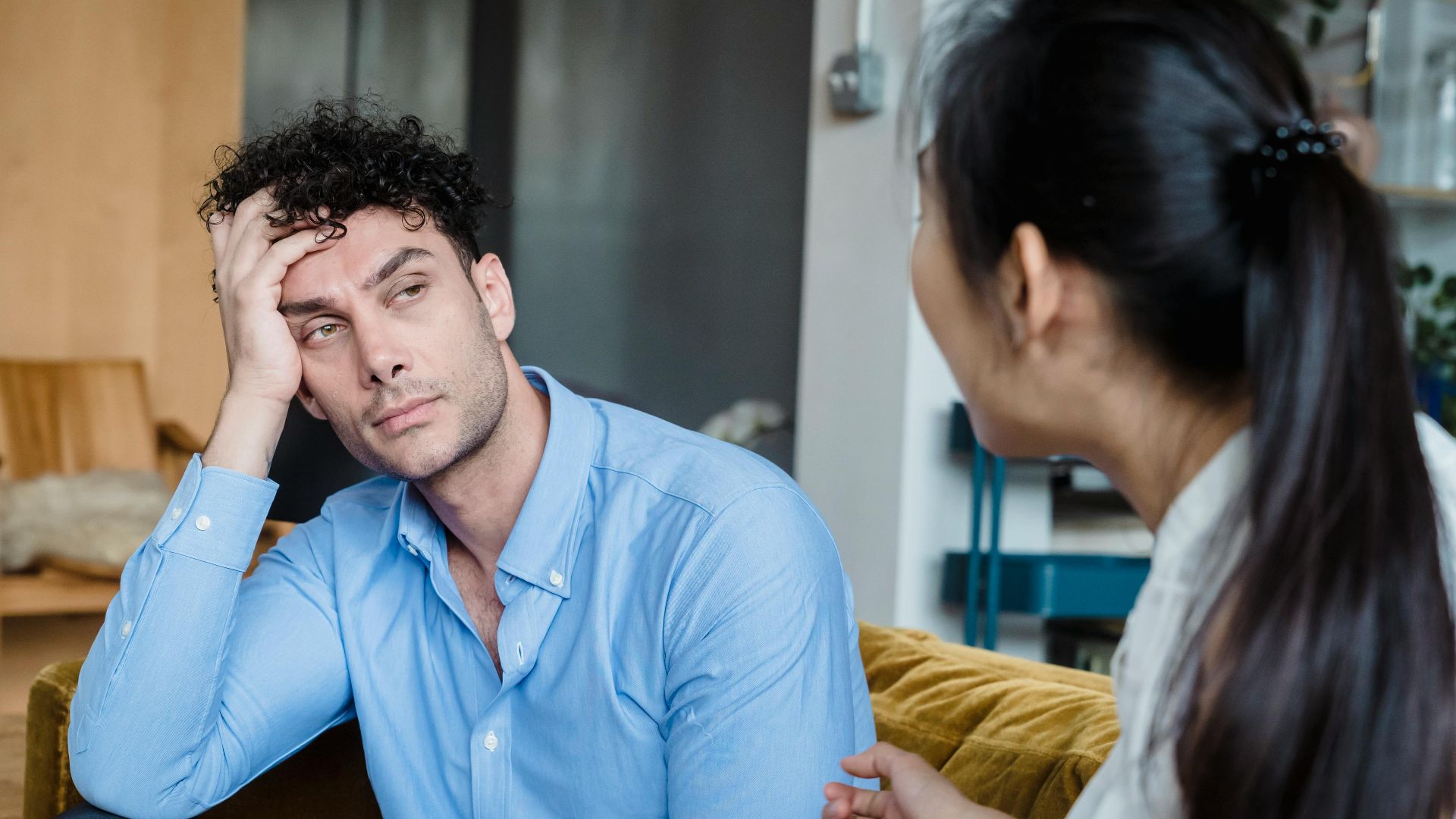10 Signs You're a Great Listener—and 10 That Say You're a Horrible One