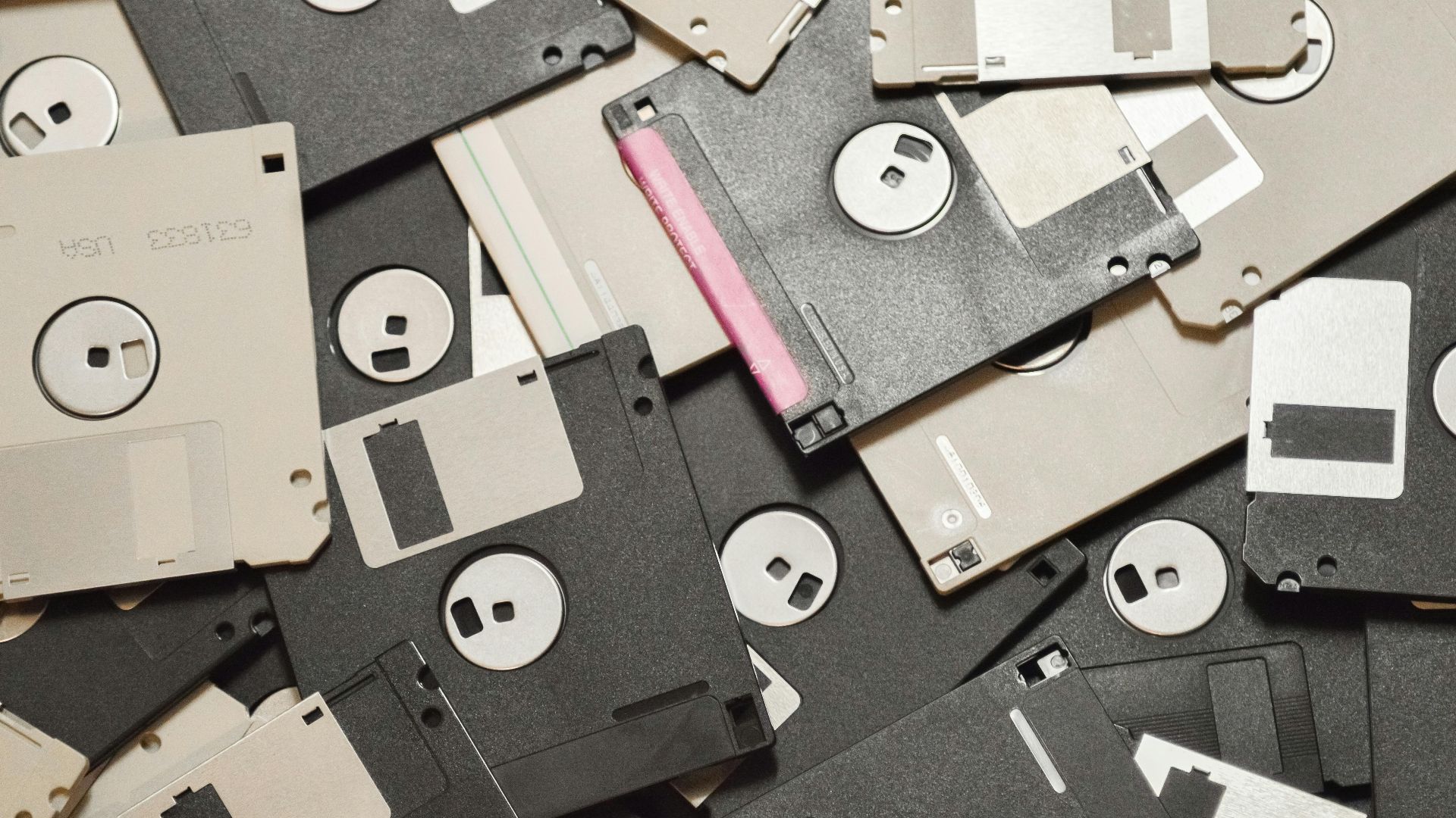 20 Things We Miss About Old Computers