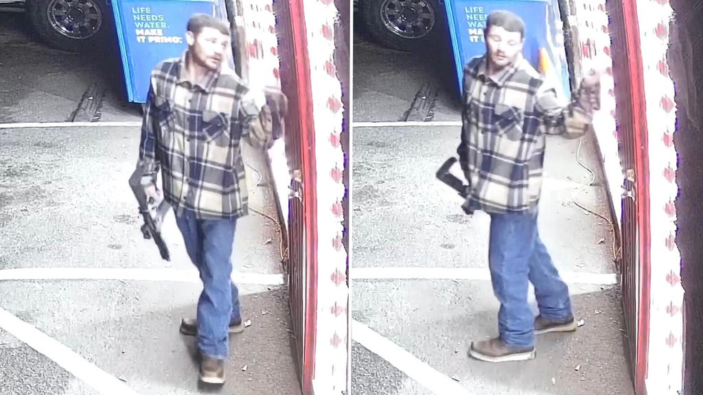 Man holding AR-style rifle outside Yuba City smoke shop being sought