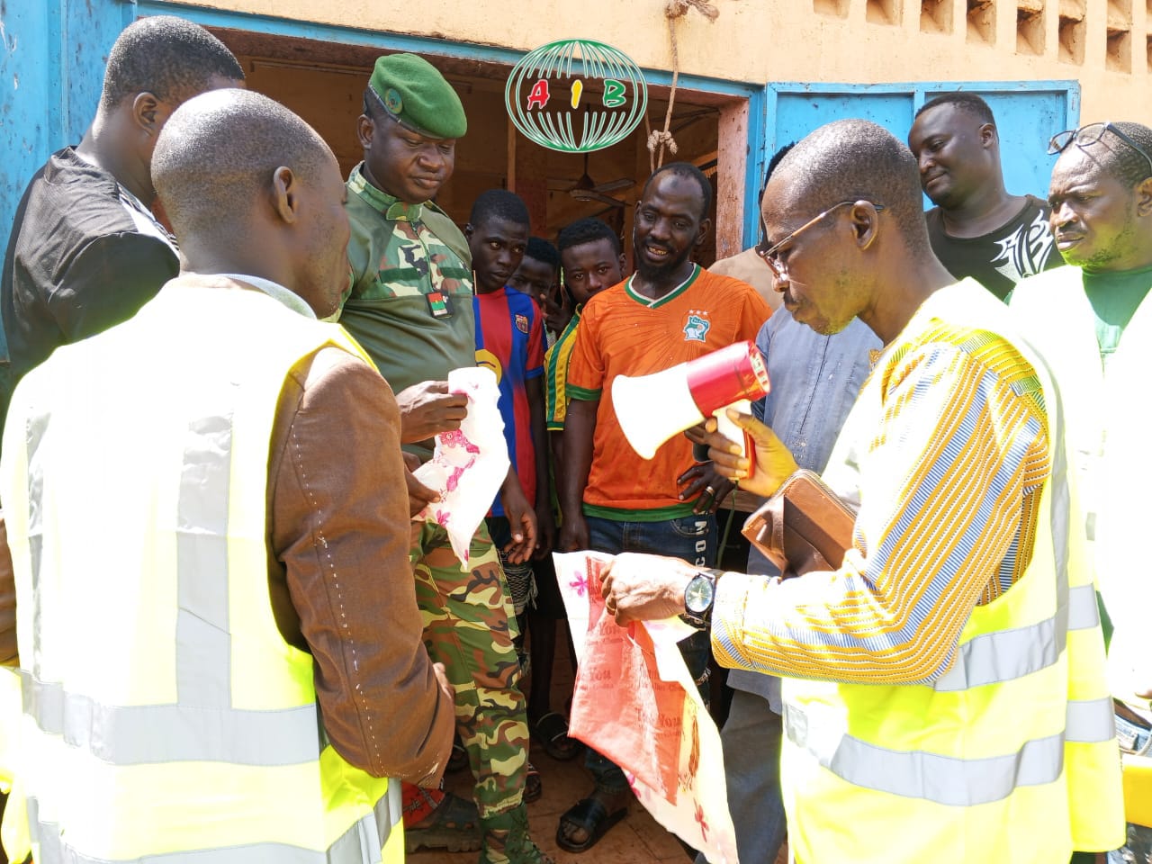 Balé: Les autorités communales sensibilisent sur le péril des sachets ...