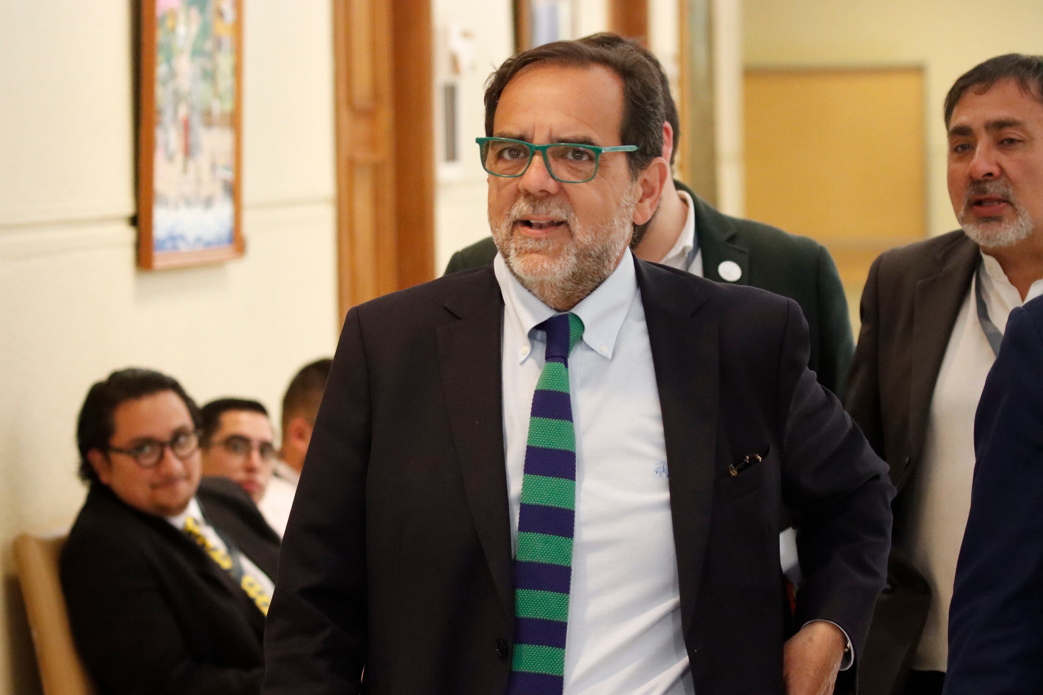 Mulet llevará al TC la megarreforma por invariabilidad tributaria ...