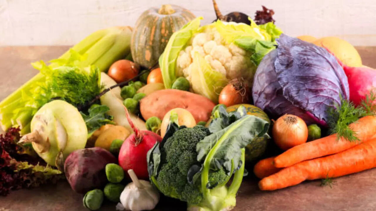 Harvard doctor shares 8 veggies to boost gut and liver health