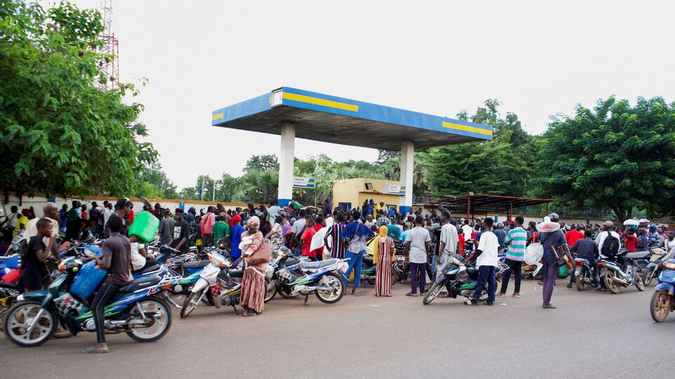 US advises its citizens to leave Mali ‘immediately’ over fuel blockade ...