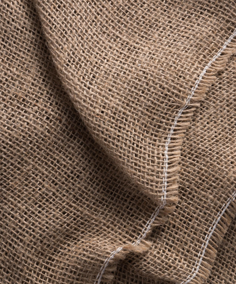 A guide to 5 different types of mulching mats - which is best for you?