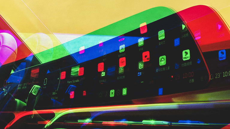 GM Is Killing Apple CarPlay in All Its Vehicles. Here's What That ...