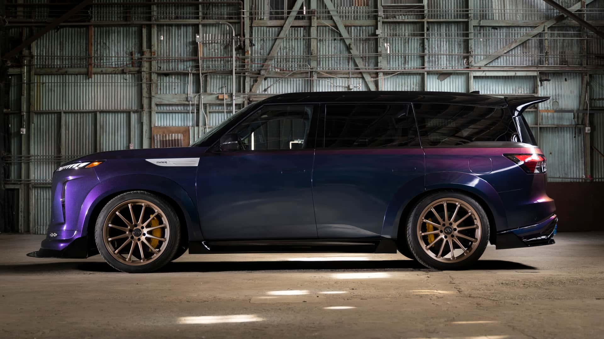 Infiniti Shoved a 1,000-HP GT-R Engine Into a QX80 SUV