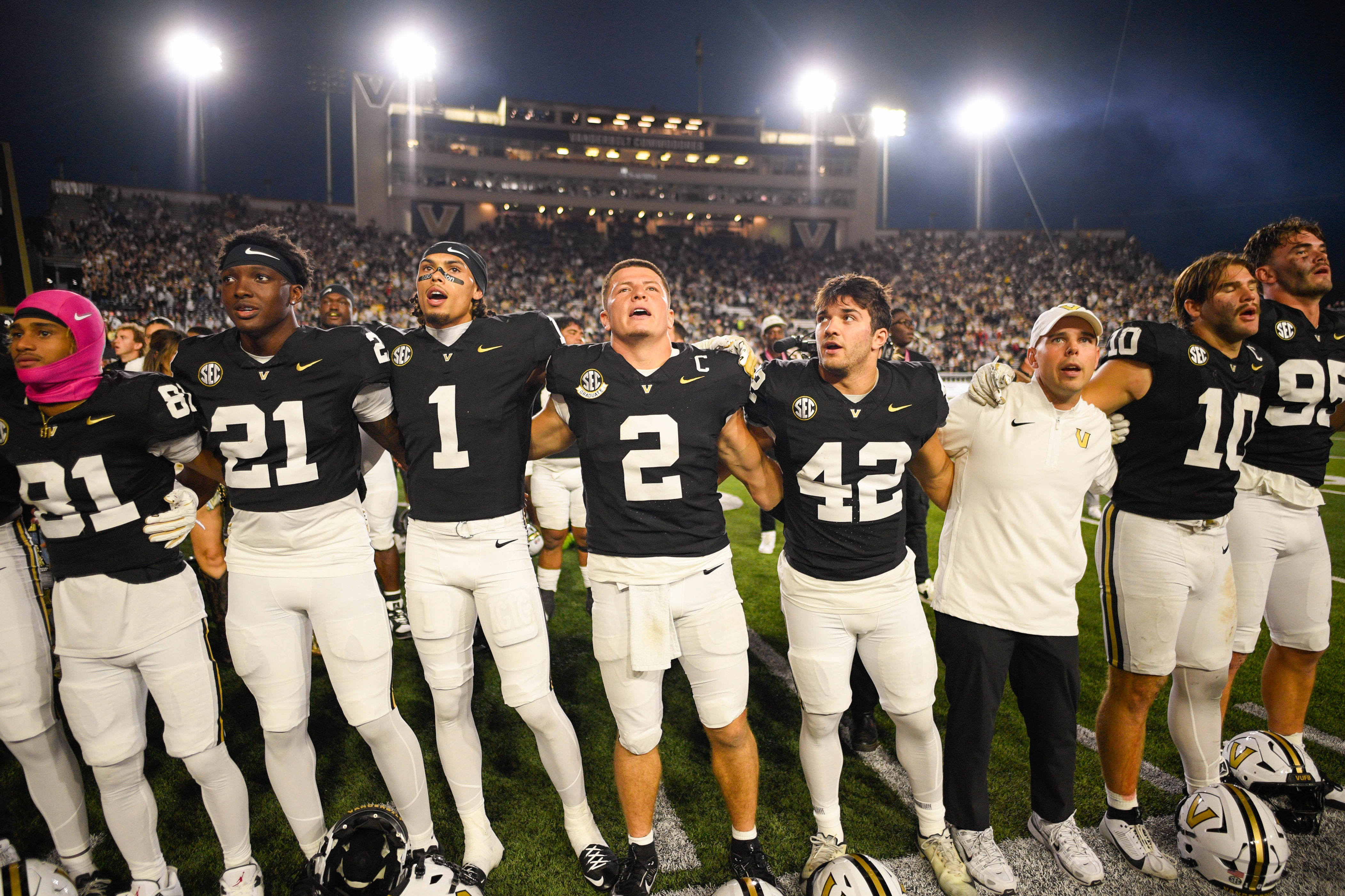 Vanderbilt First Look: QB Diego Pavia leads confident team into Austin