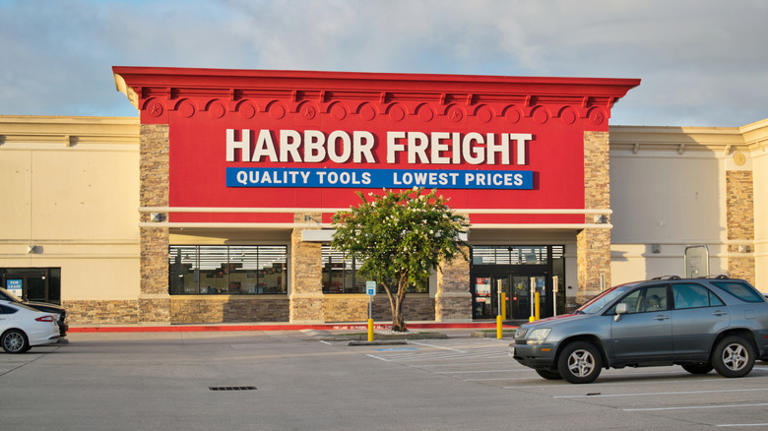 5 Of The Best Harbor Freight Deals You Don't Want To Miss In October 2025