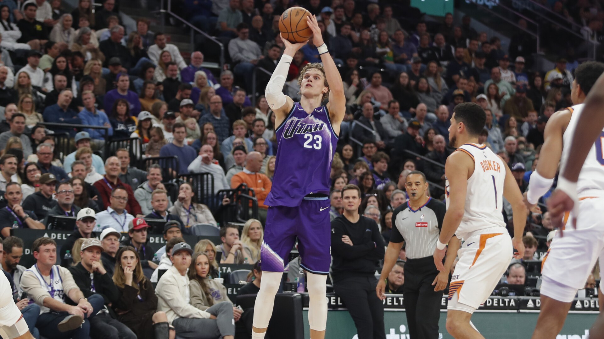 Lauri Markkanen drops 51, that's a record four 50+ point games, 13 40 ...