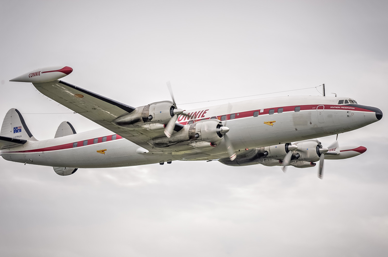 10 Interesting airliners turned into military aircraft