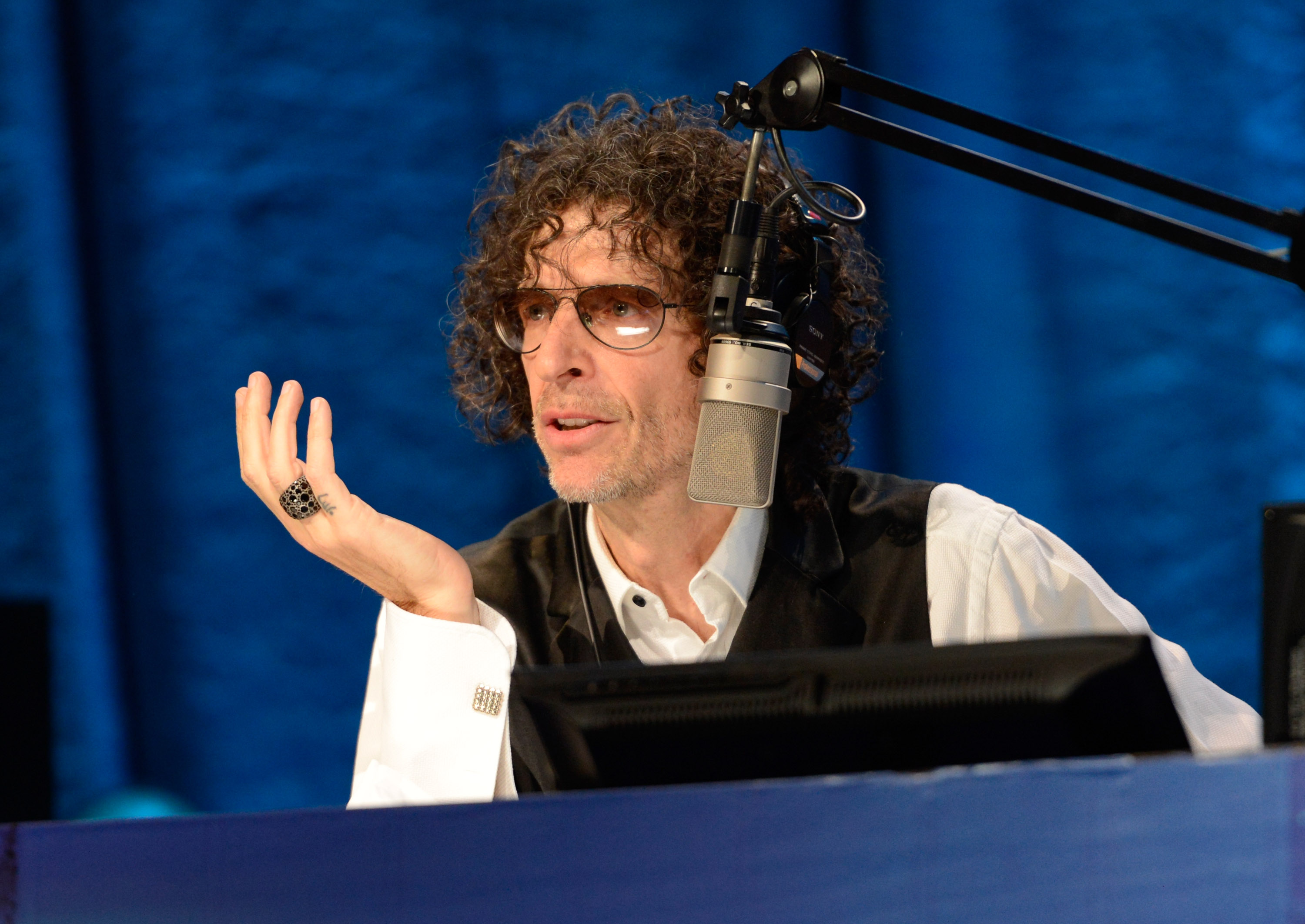 Howard Stern radio show staffers asking for new jobs as SiriusXM future ...