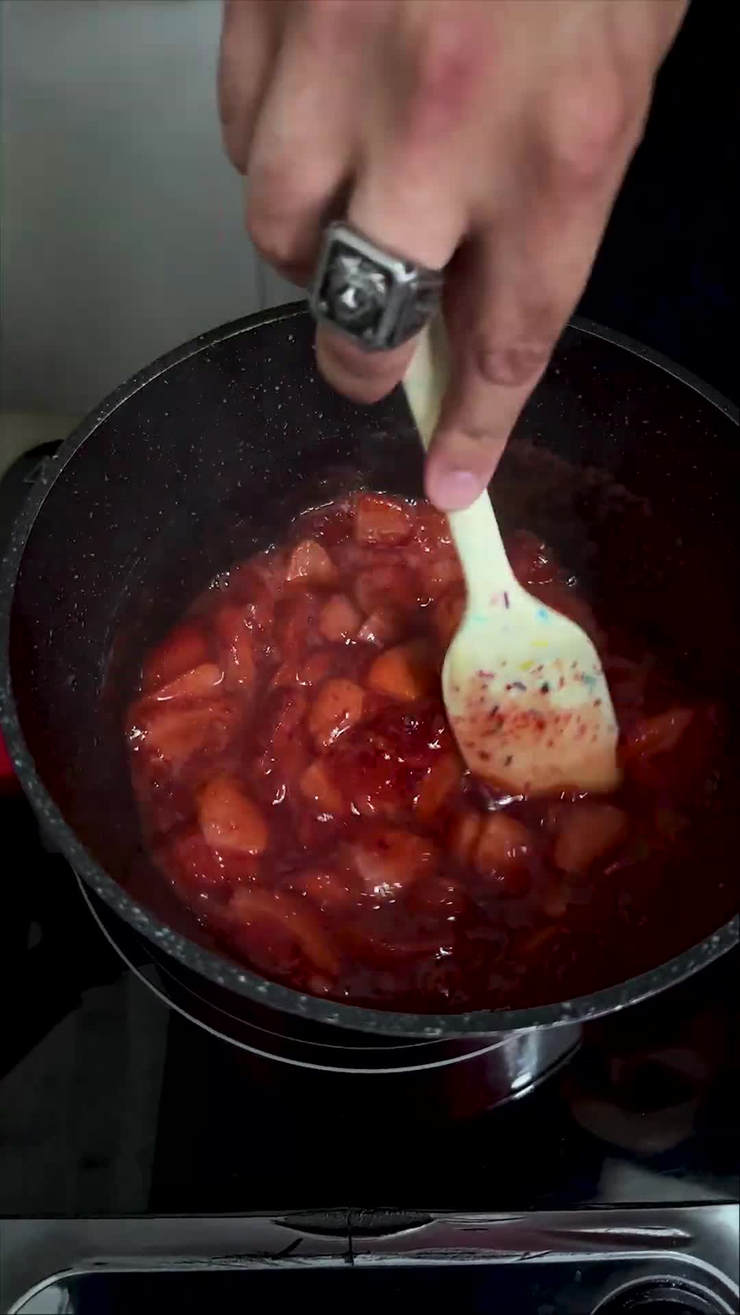 Postre helado de fresa: aprende cómo hacerlo paso a paso con Foodmakers ...