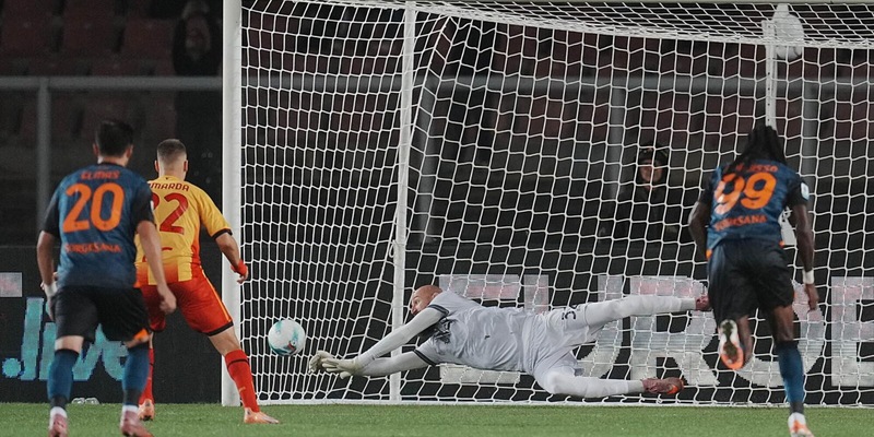 Pagelle Lecce-Napoli: Anguissa ancora decisivo, Lucca meglio nel lavoro ...