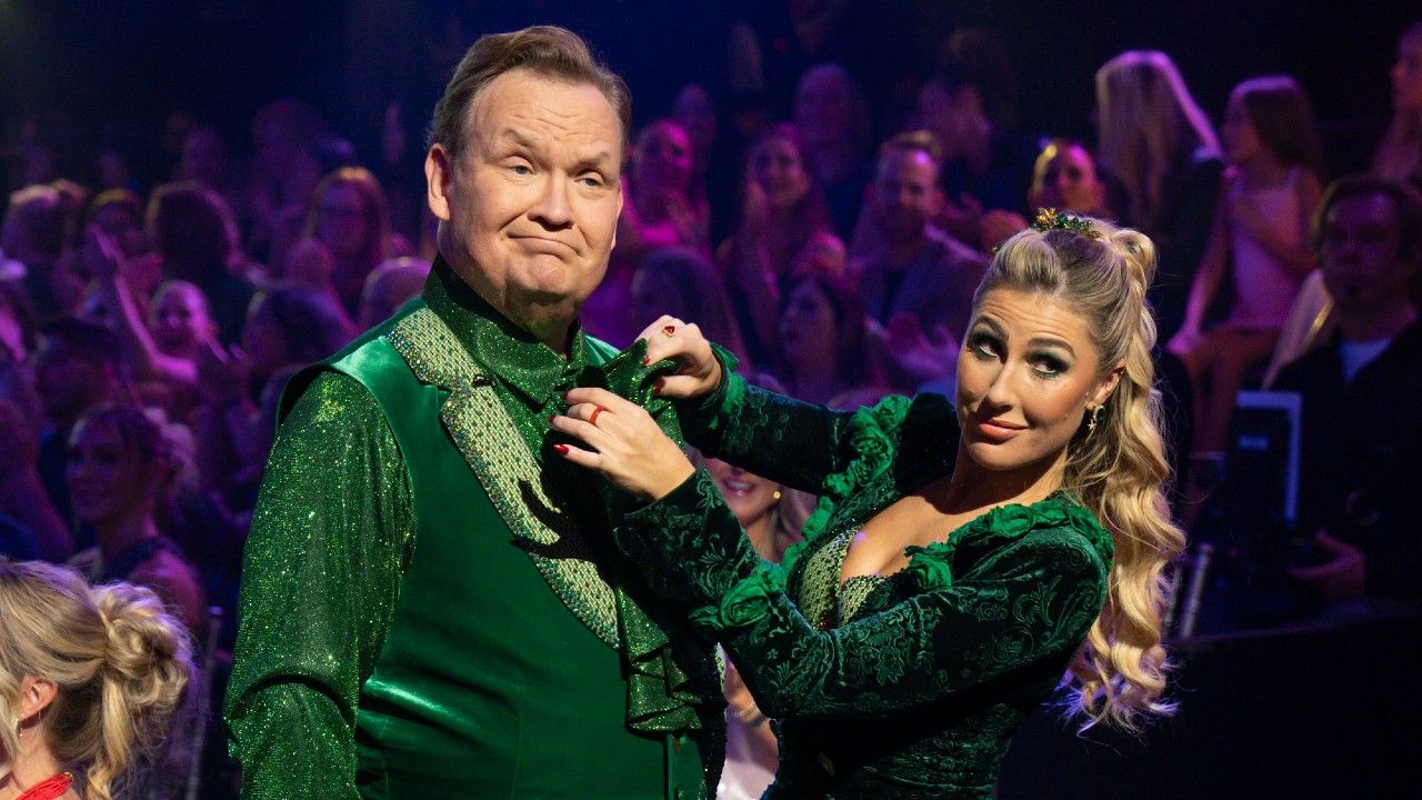 As Andy Richter Receives Birthday Love From DWTS, Emma Slater And More ...
