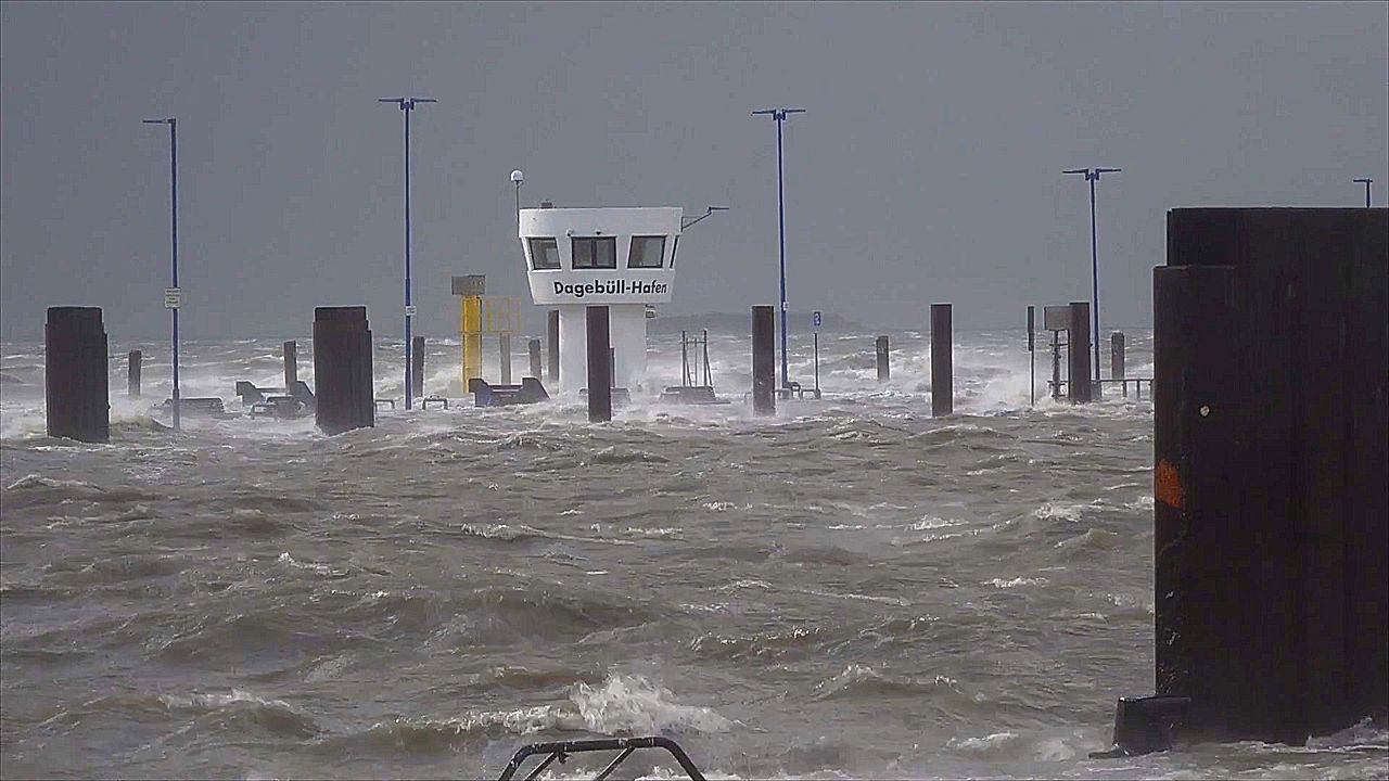 Storm 'Joshua' brings wind and rain across Germany