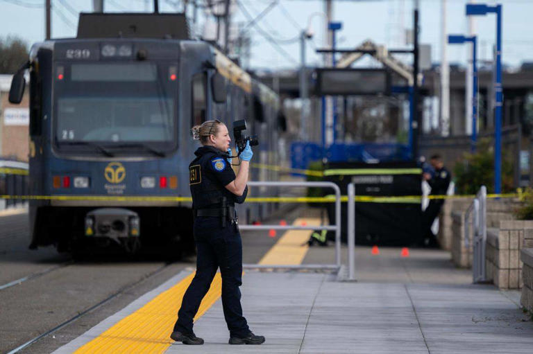 Sacramento Regional Transit shifts $1M to boost security on light rail ...