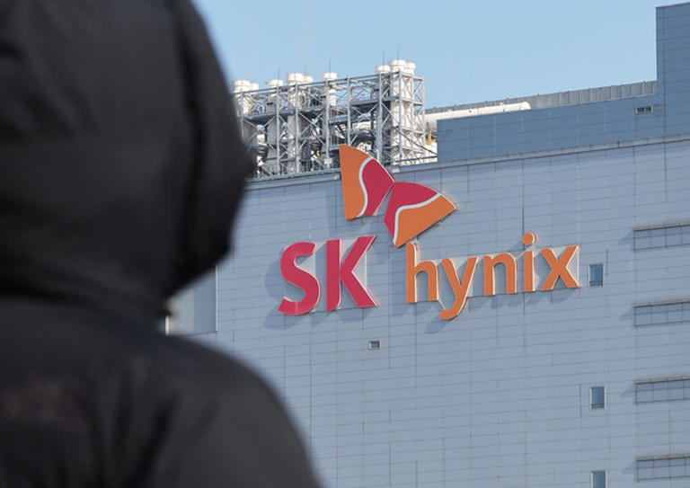 SK하이닉스, 3Q 영업익 11조4000억원…사상 최대 '서프라이즈'