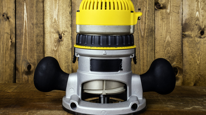 5 Different Types Of Wood Routers (And Which Kind You Need For Your ...