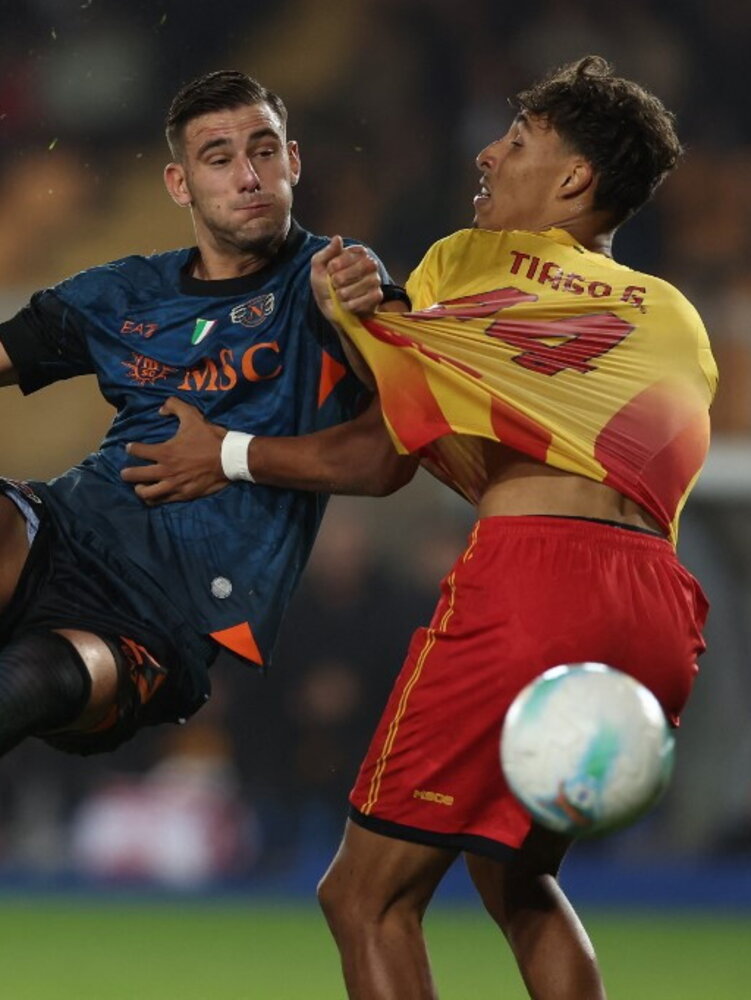 Lecce spreca un rigore, Napoli passa 1-0 con Anguissa
