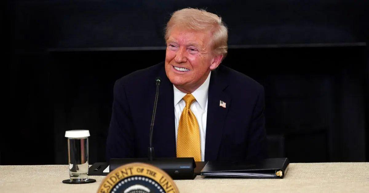 'Liar' Donald Trump Blasted for Telling U.S. Troops in Japan He'd 'Love ...