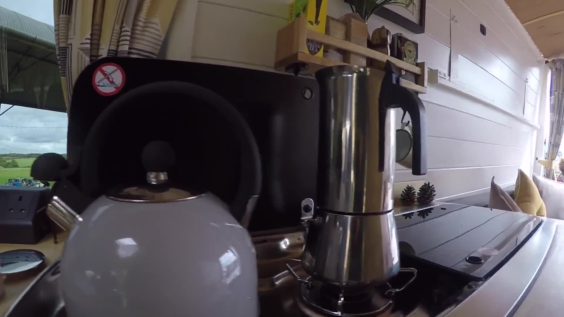 Tour of custom handmade campervans at CAMP QUIRKY 2017