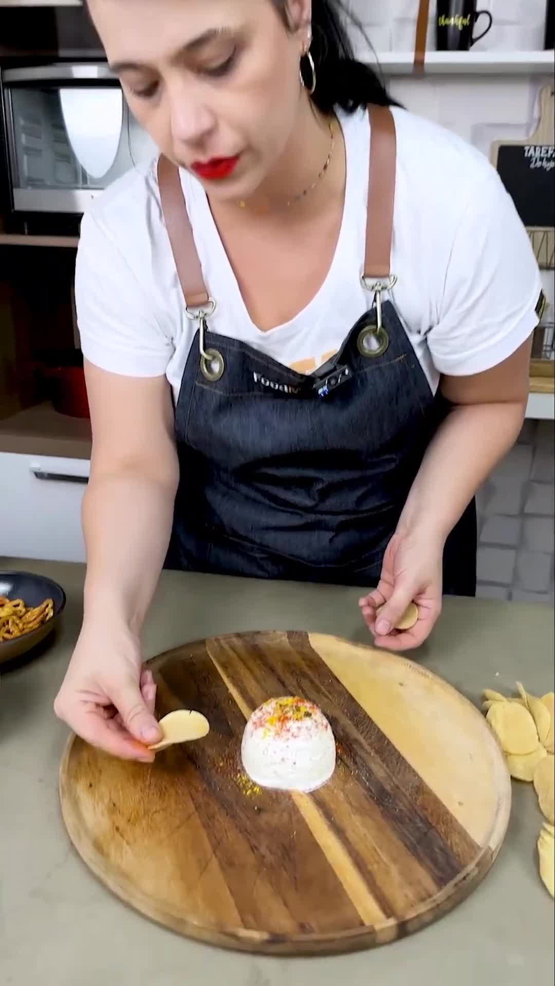 Flor de Pringles con crema de queso: aprende cómo hacerlo paso a paso con Foodmakers Recetas