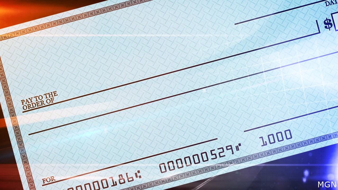 North Liberty man accused of stealing more than $9,000 from his job