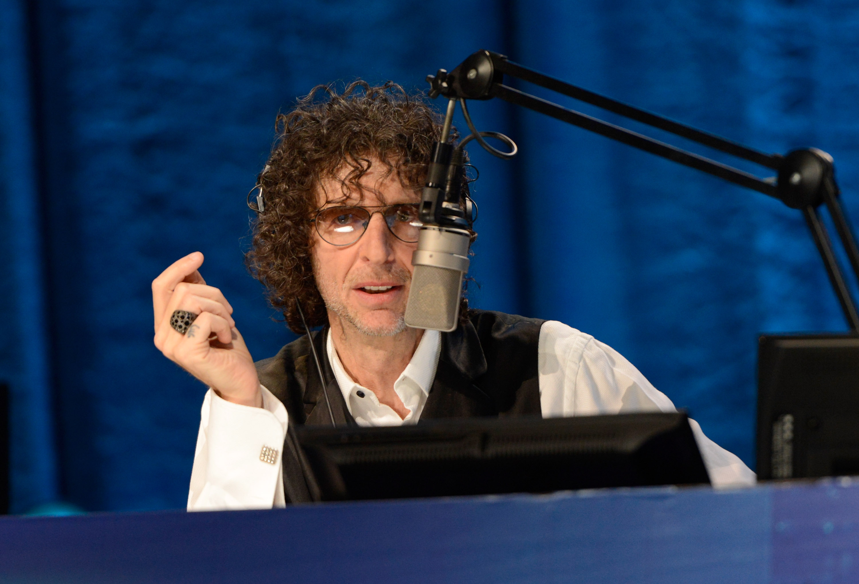 Howard Stern radio show staffers asking for new jobs as SiriusXM future ...