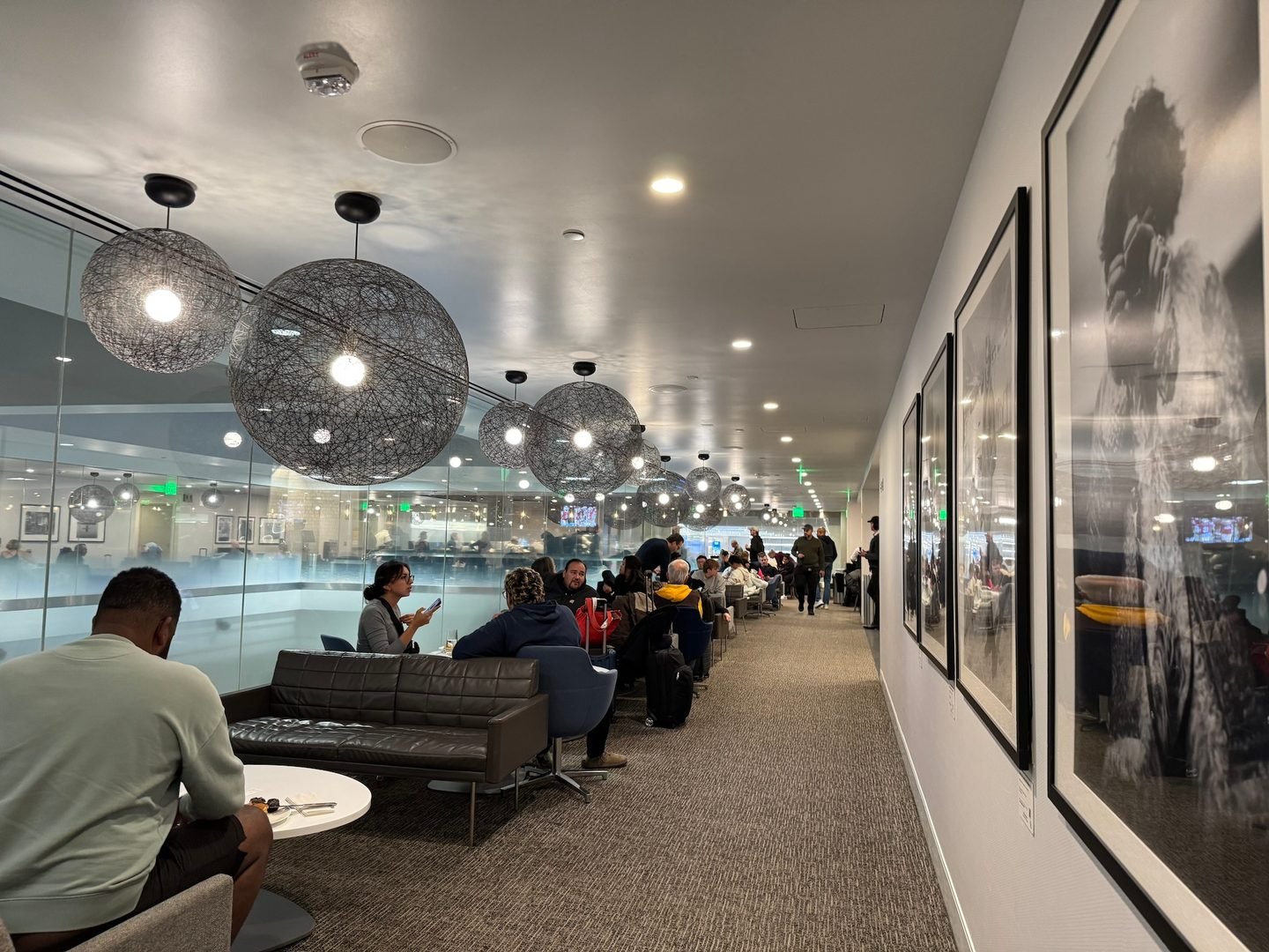 Denver Centurion Lounge Review: Good Drinks, Limited Seating