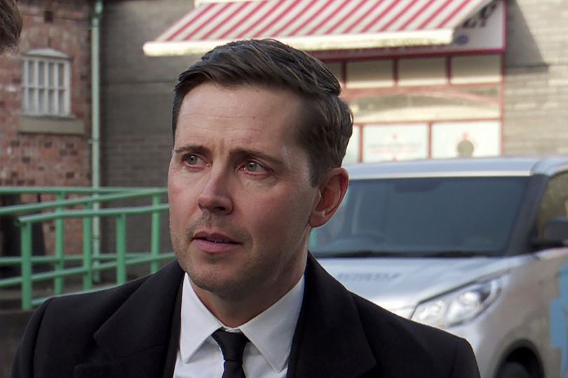 Coronation Street Todd actor shares rare snap of partner as they ...