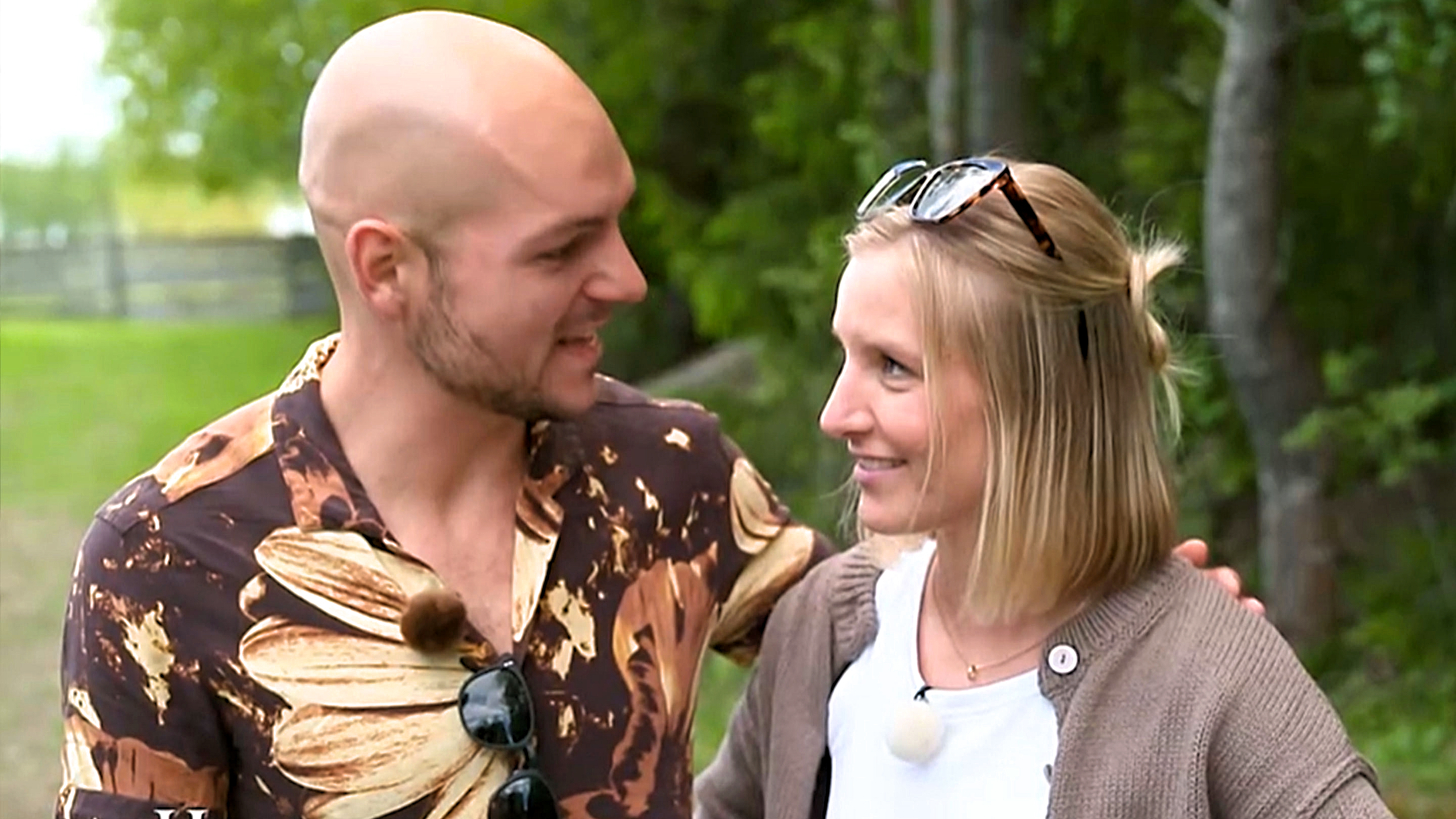 Lina und Daniel genießen ihr schwedisches Abenteuer