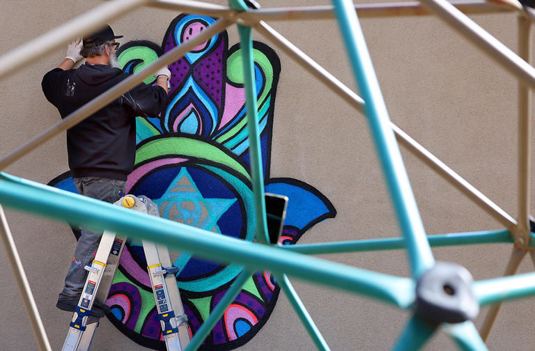 Photo | Hamsa painted on wall of Temple Beth El in Aptos a sign of unity