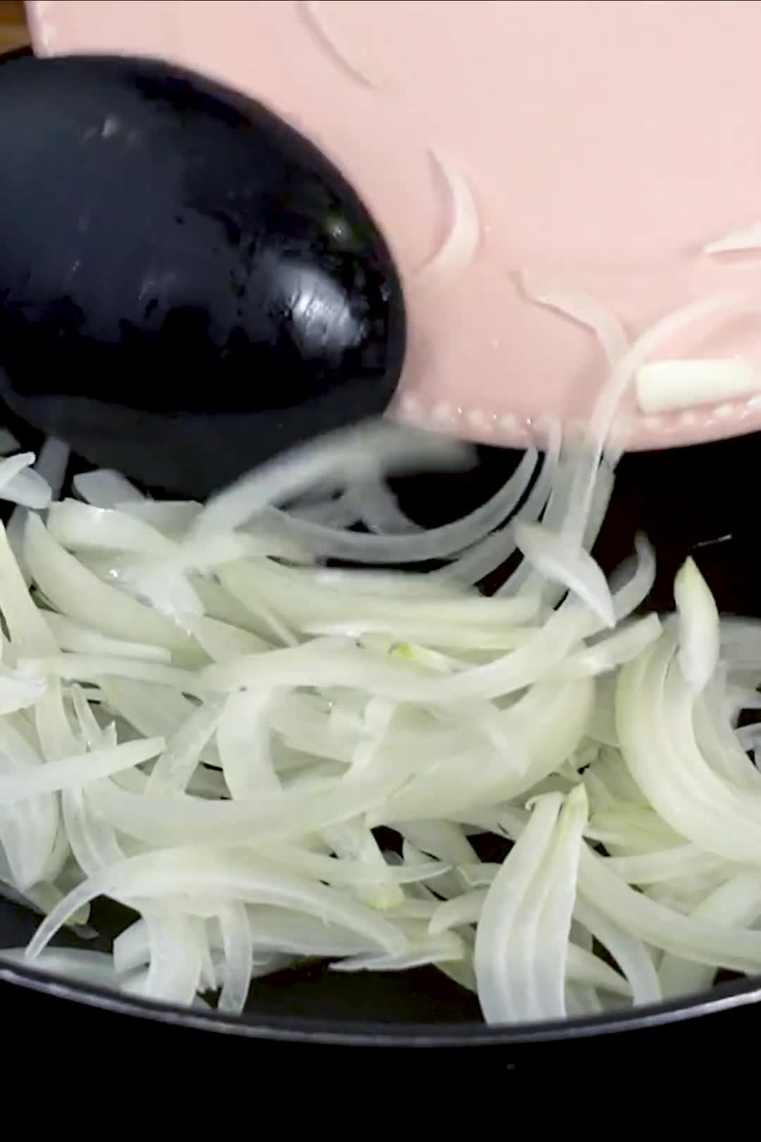 ¡Antipasto de berenjena en tarro! Hazlo una vez y lo querrás siempre