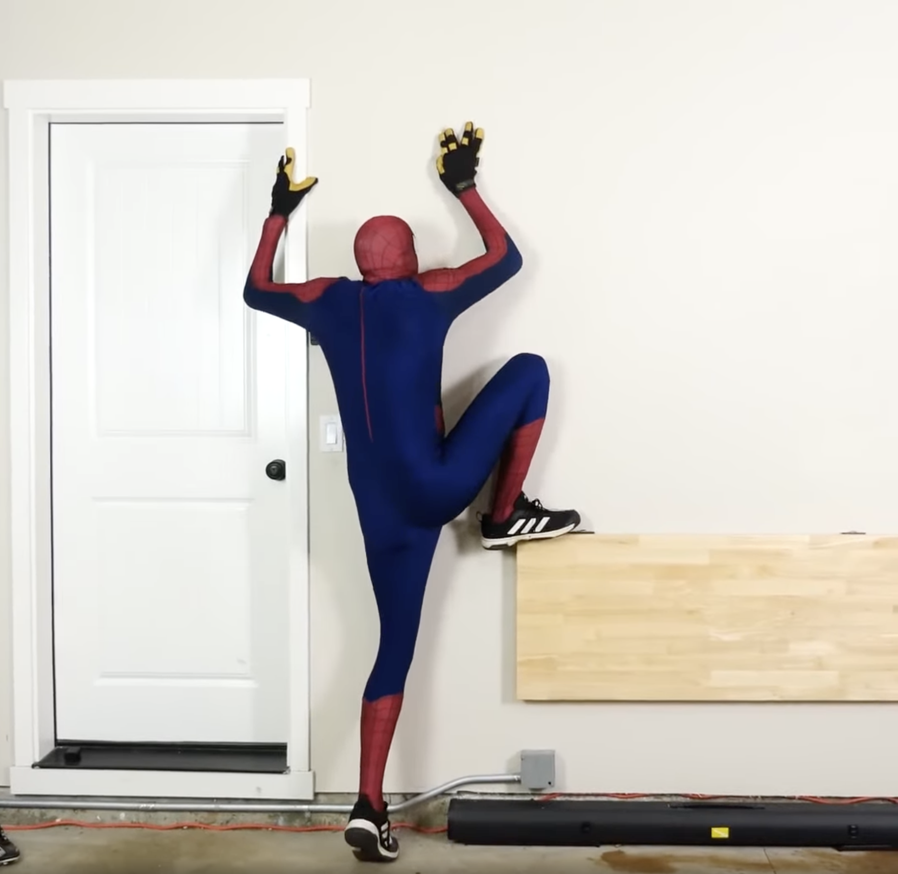 I try to climb a wall with nano tape!