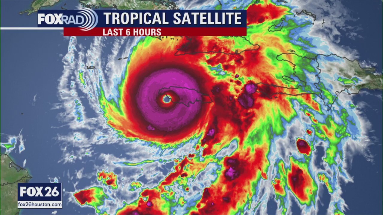 Hurricane Melissa, Houston storm chances, and JD's tooth troubles ...