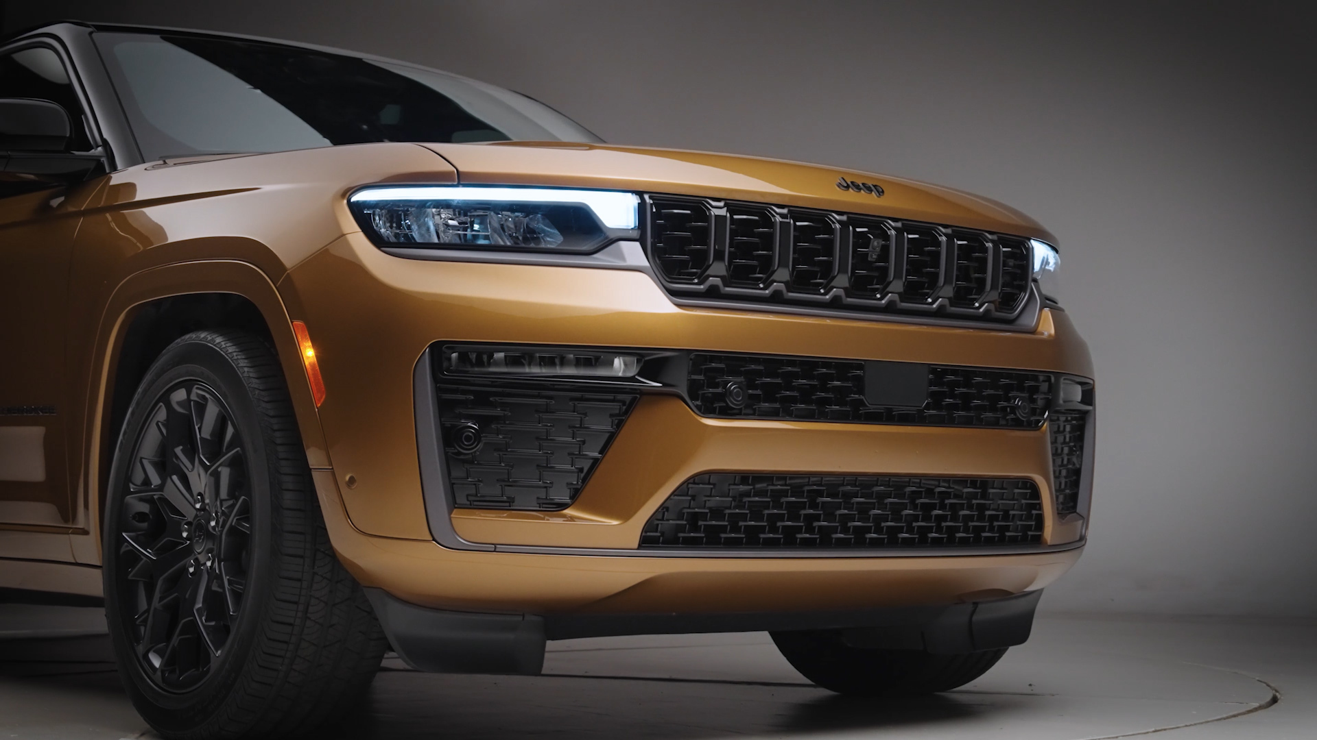 2026 Jeep® Grand Cherokee Brings the Hurricane 4 Turbo: All-new Propulsion Drives America's Most ...